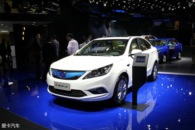 士别三日，刮目相看 试驾长安逸动EV300_自媒体_一猫汽车网