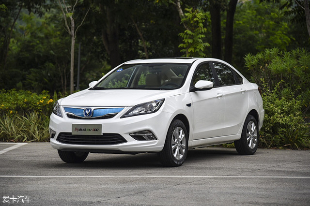 士别三日，刮目相看 试驾长安逸动EV300_自媒体_一猫汽车网