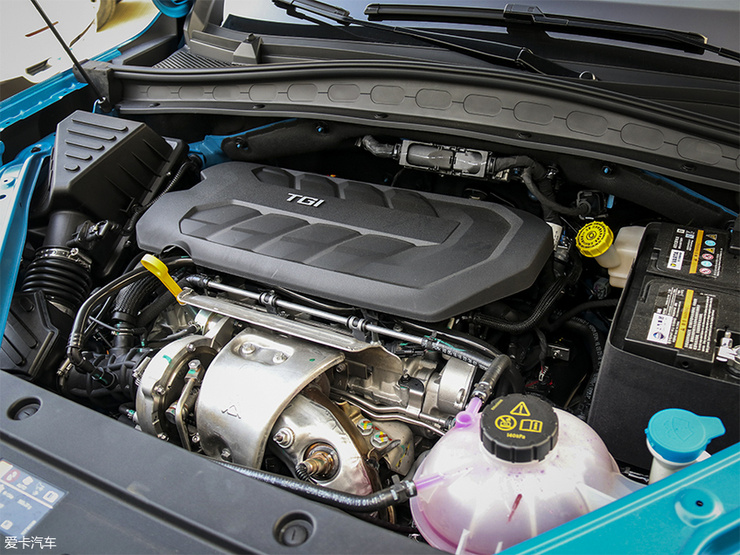 场地试驾荣威RX5 MAX 底盘质感很高级_自媒体_一猫汽车网